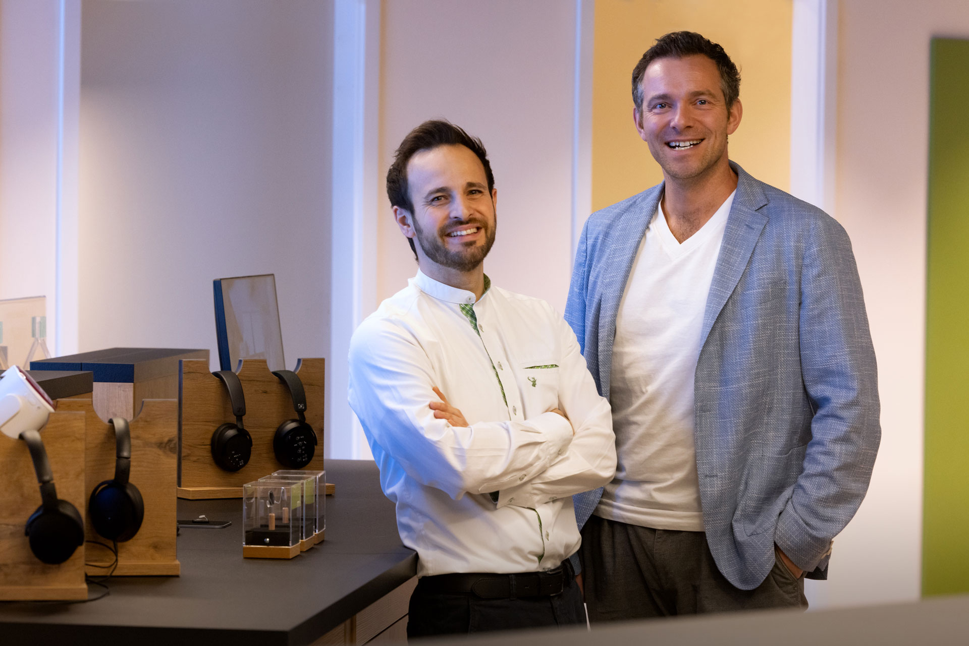 ZUM ERFAHRUNGEN SAMMELN – BESTAKUSTIK ERÖFFNET FACHGESCHÄFT - OMNIdirekt